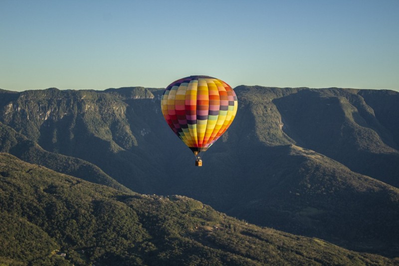 Passeio de Balão (Exclusivo Casal) - Canyons & Peraus